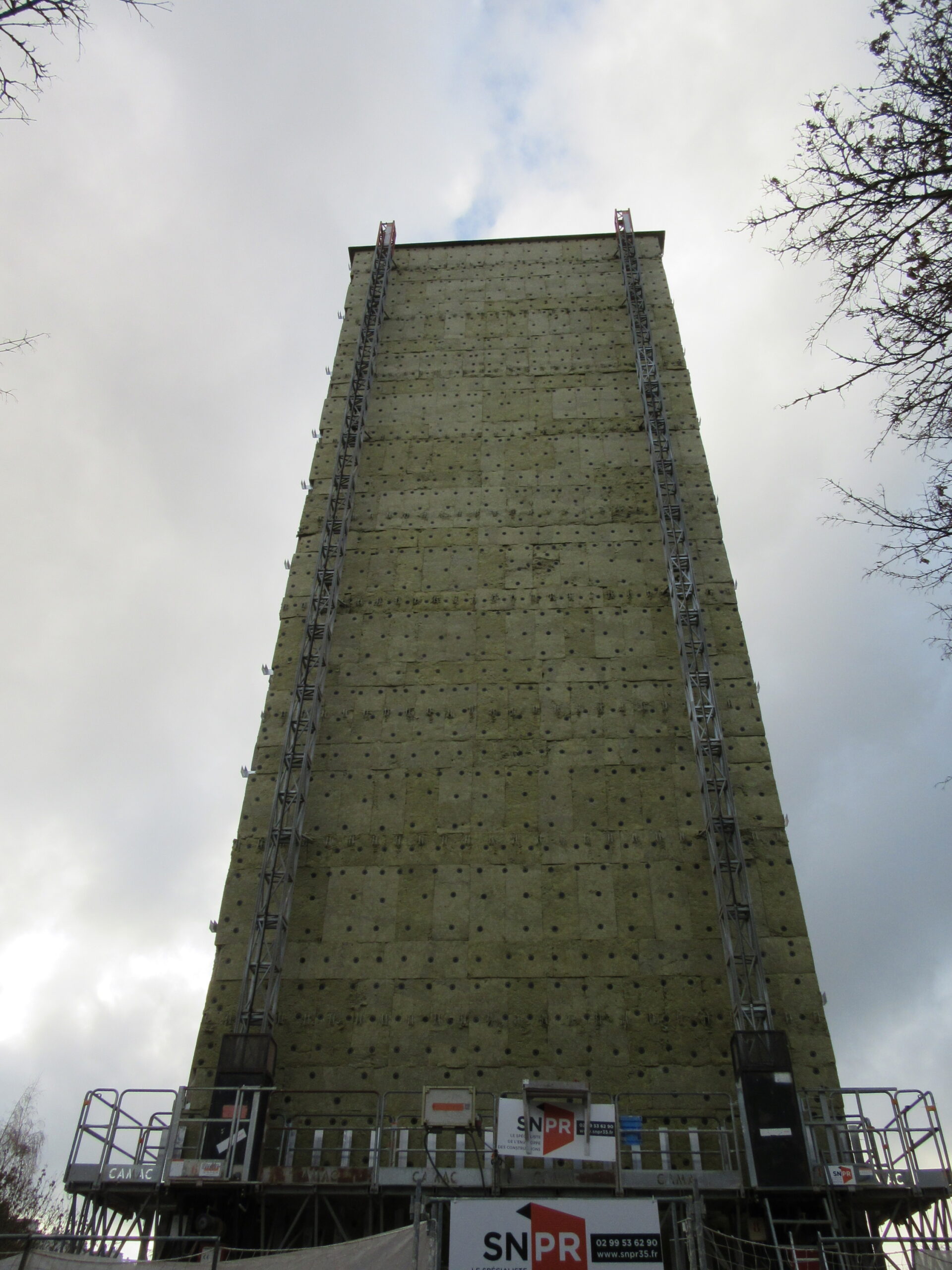 La structure métallique et l’isolation – Copropriété La Binquenais